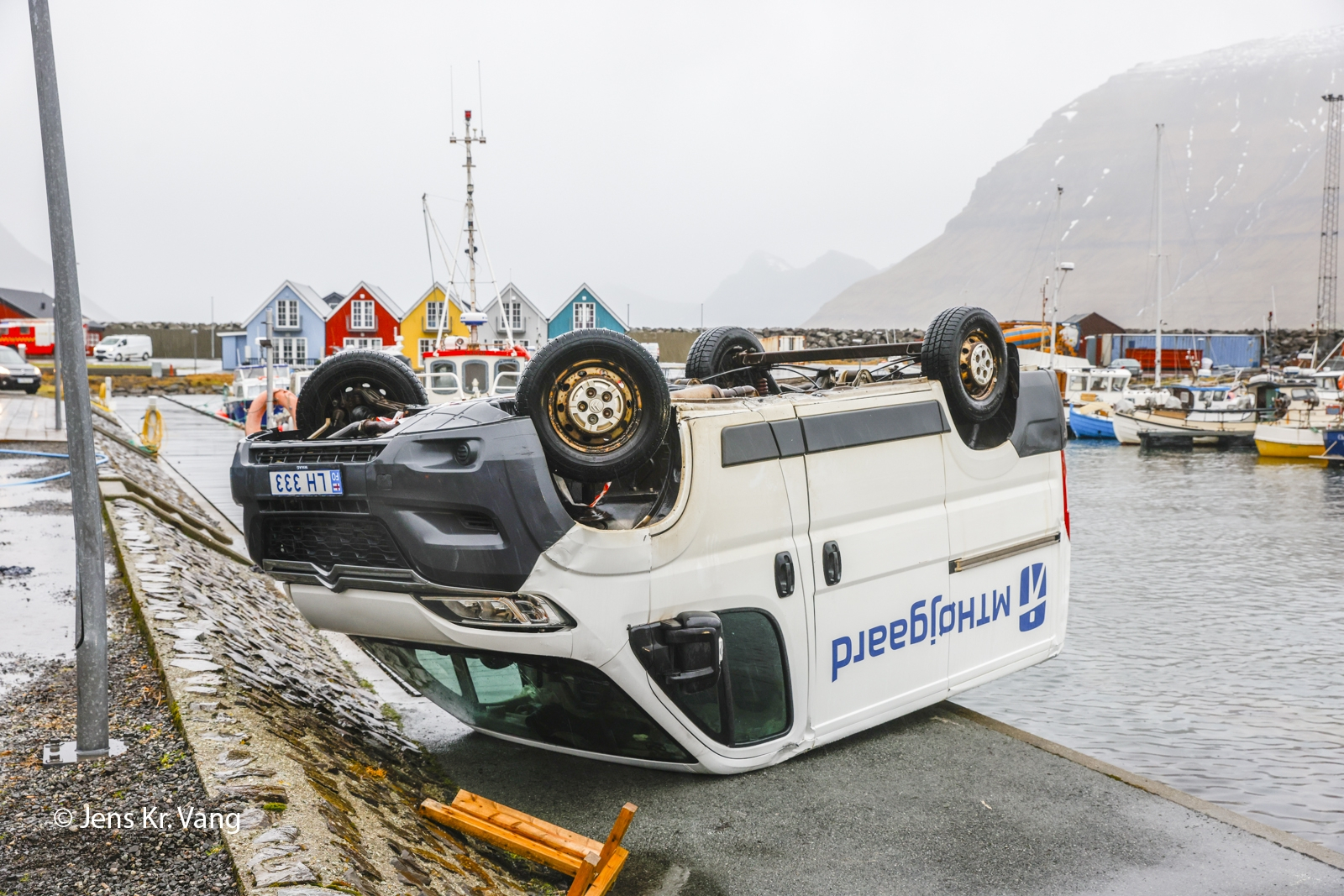 Dagur.fo | Myndir: Stormskaðar í Sundalagnum og Leirvík