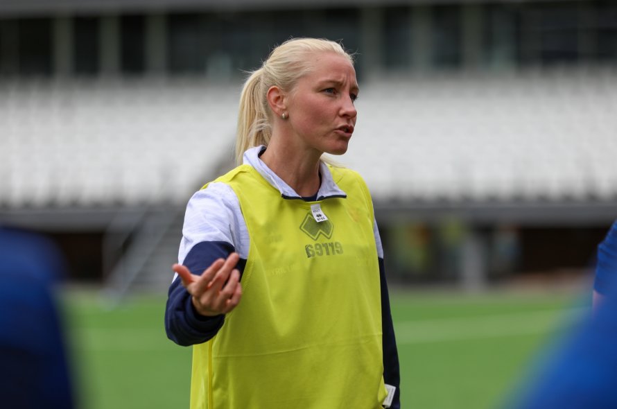 Roysni.fo | Signe hevur havt sínar fyrstu venjingar