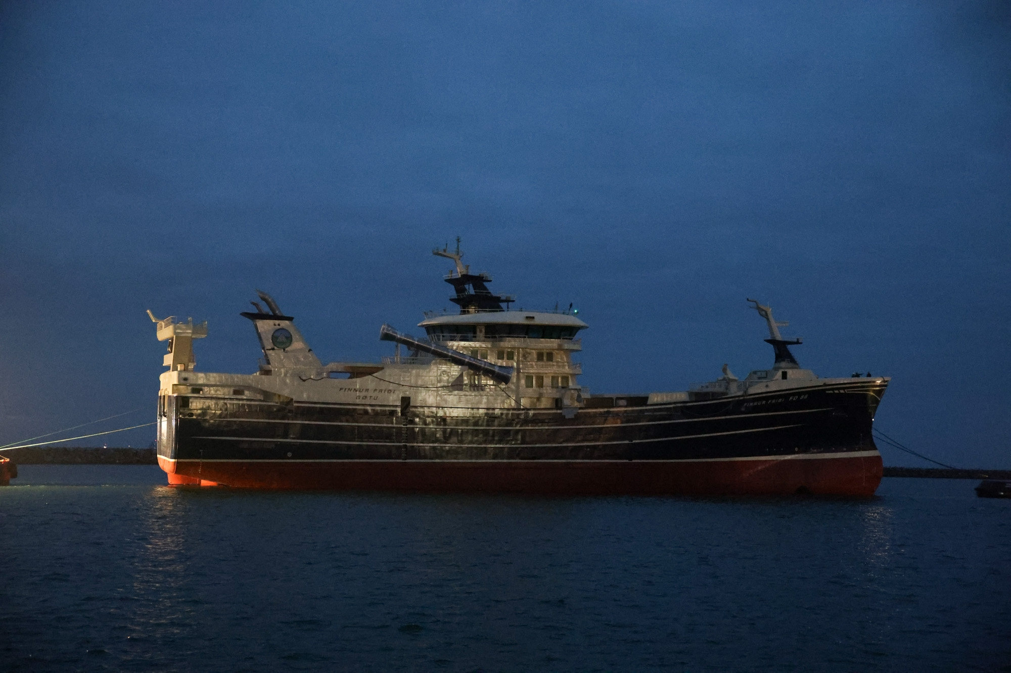 Fiskur.fo | Myndir: Nýbygningurin hjá Varðanum komin til Skagen