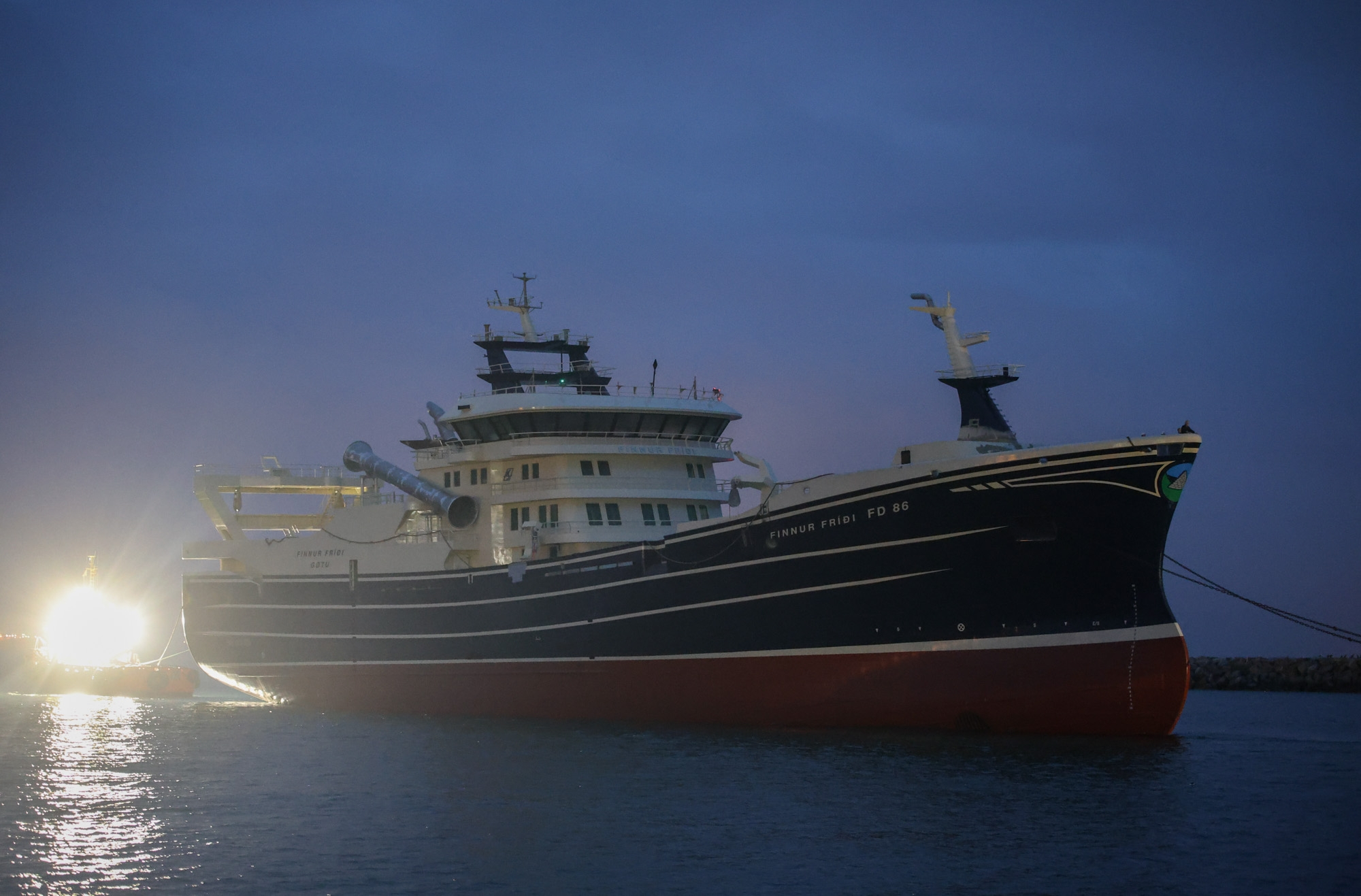 Fiskur.fo | Myndir: Nýbygningurin hjá Varðanum komin til Skagen