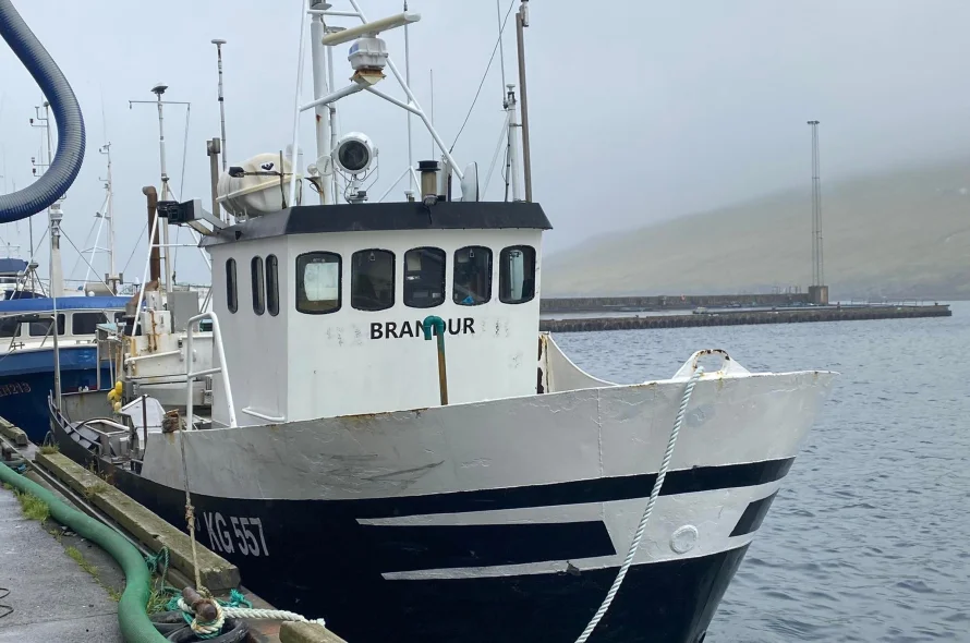 jn.fo | Brandur avreiðir í Hvannasundi
