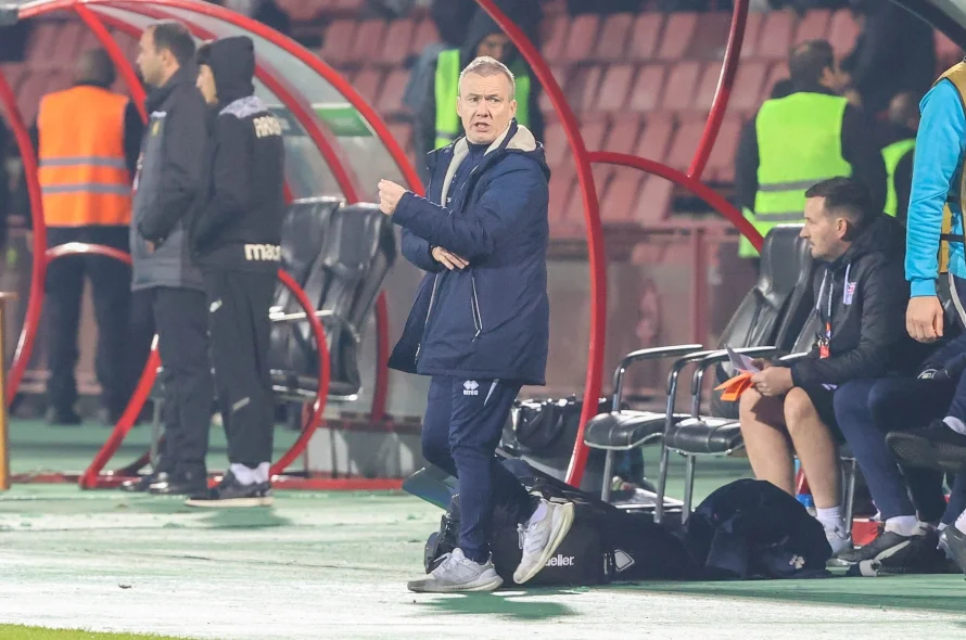 Roysni.fo | Eingin hvítur roykur úr FSF-húsinum enn