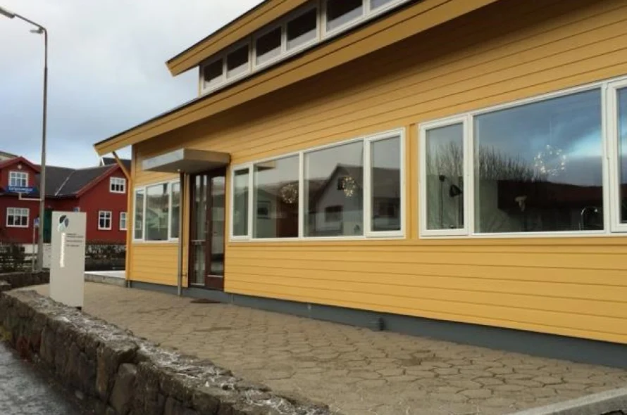 jn.fo | Samráðingarnar um løn undir útbúgving steðgaðar