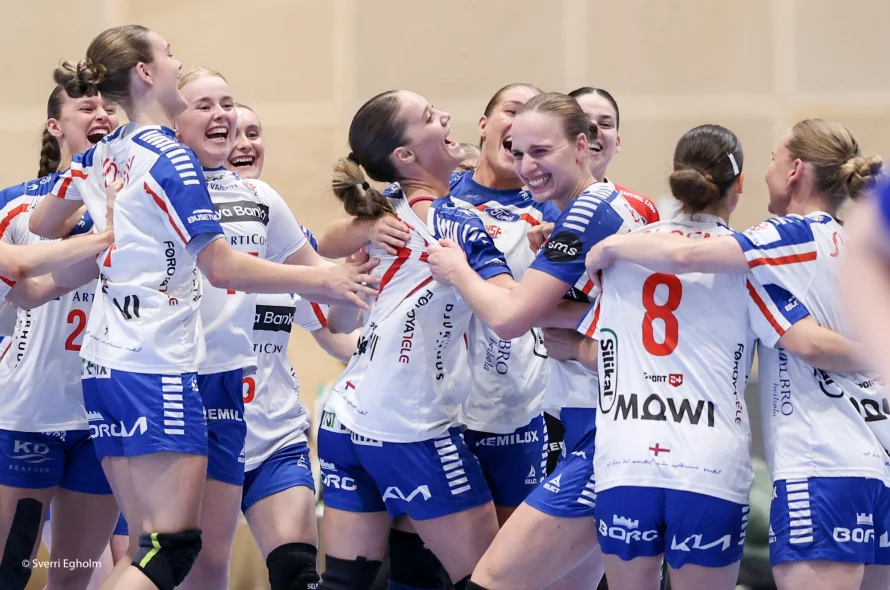 Roysni.fo | Jana Mittún varð toppskjútti í sterkum liðavriki