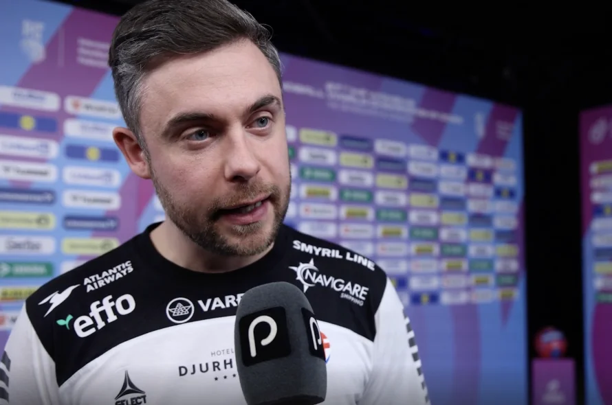 Roysni.fo | Simon Olsen: - Spell at vit ikki fingu bæði stigini, men fegnast um tað eina